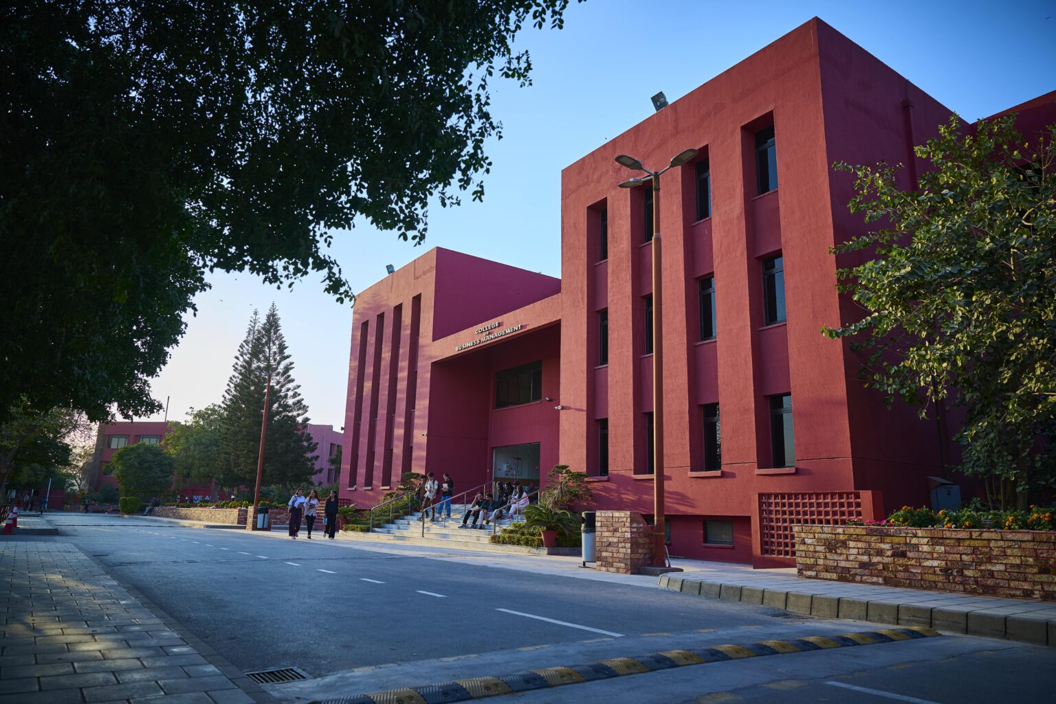 College of Business Management – Institute of Business Management